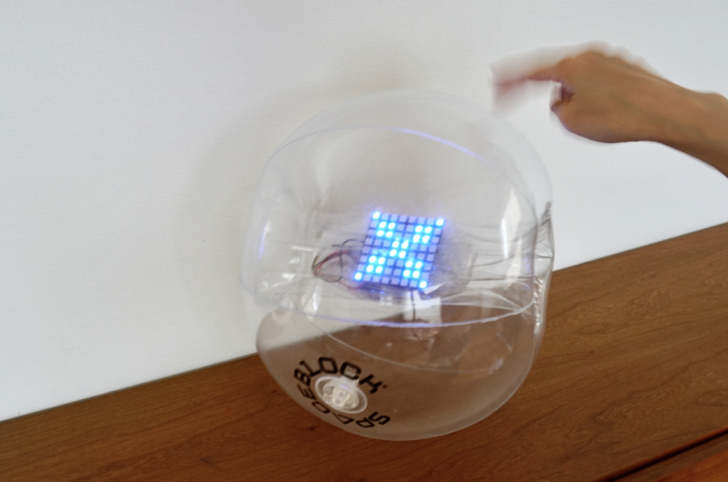 [SPACEBLOCK-13]光るビーチボールを作ろう！〜三軸ジャイロセンサ・スペースボール – 知りたい！プログラミングツール図鑑